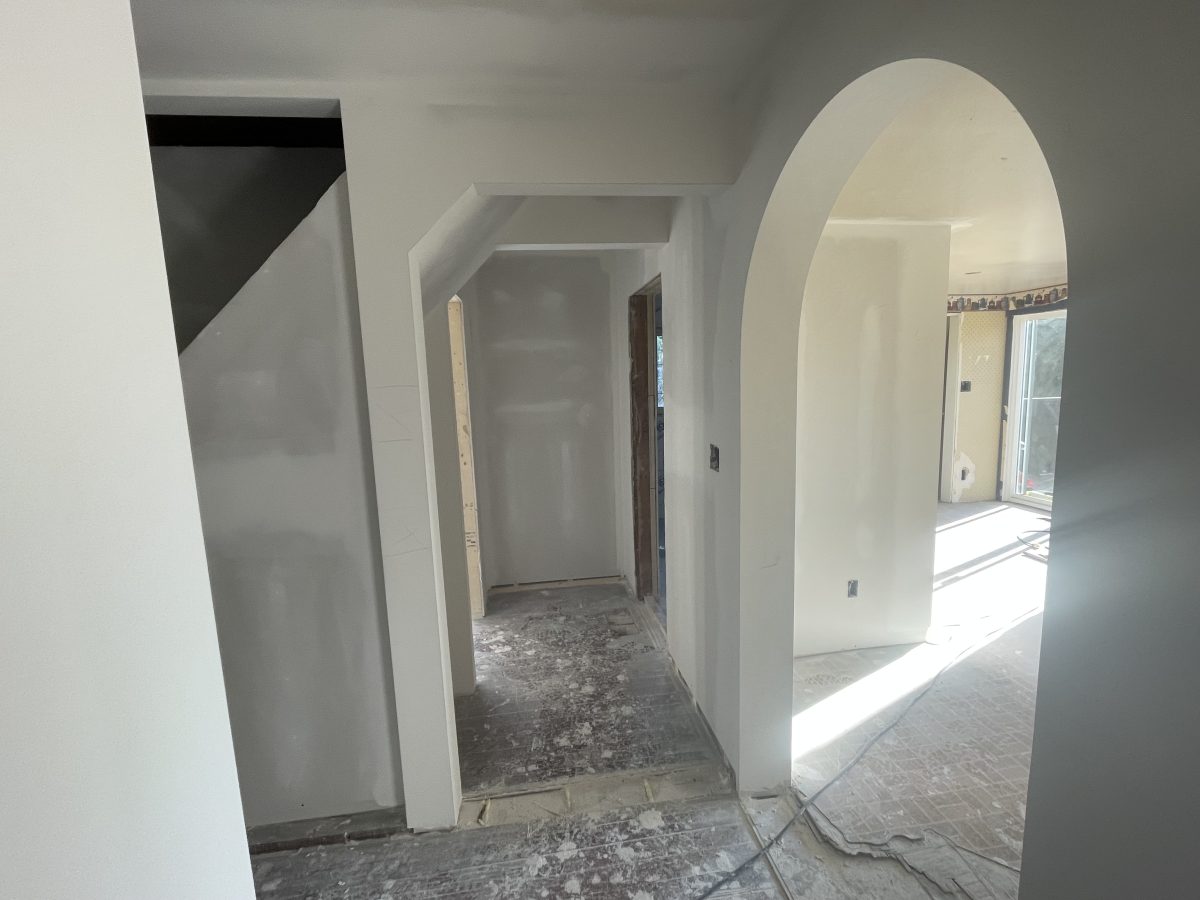 Seamless Drywall for Luxury New Builds | Finest Finish